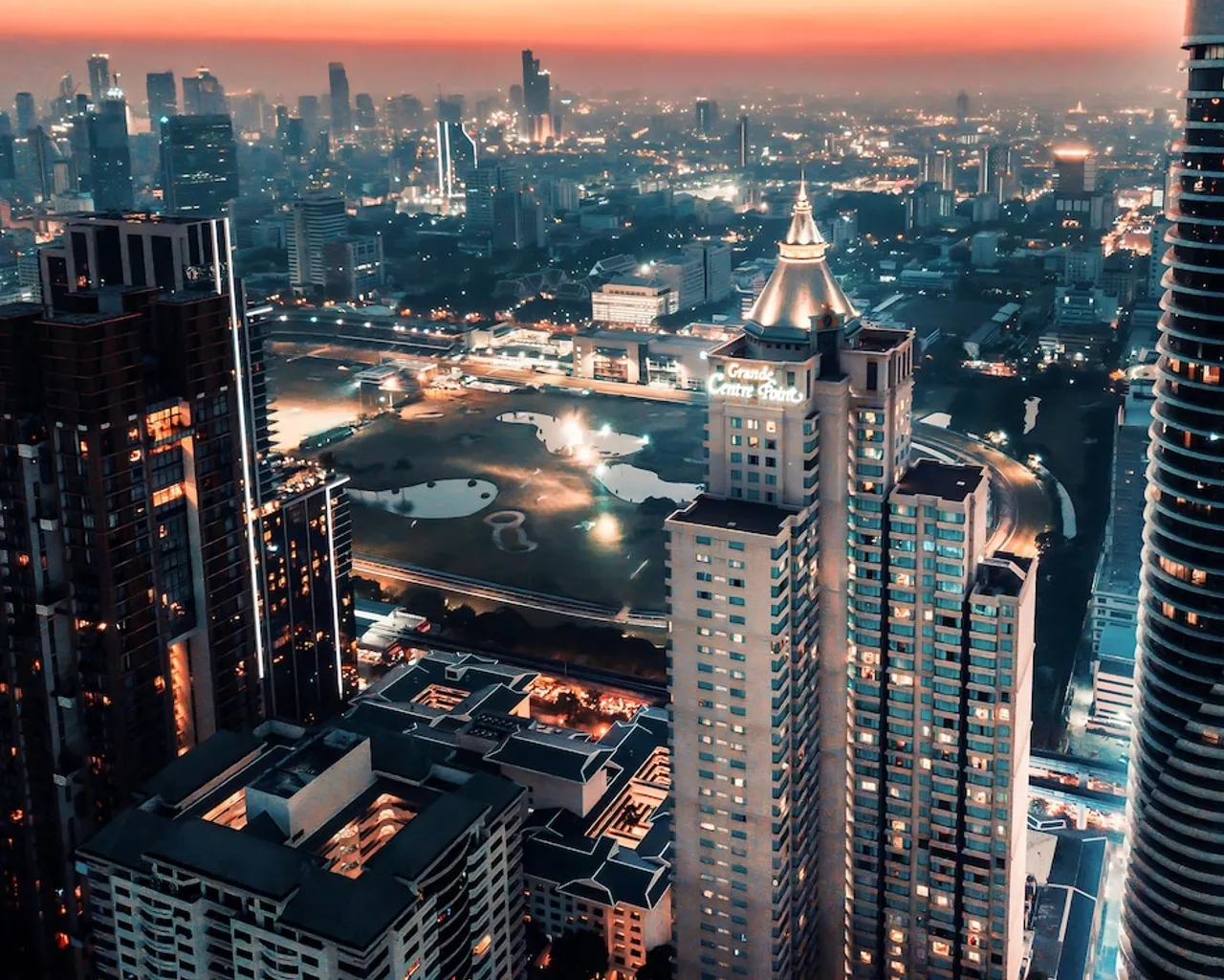 그란데 센트레 포인트 라차다므리, 룸피니, 방콕, 태국 - 여기어때 특가