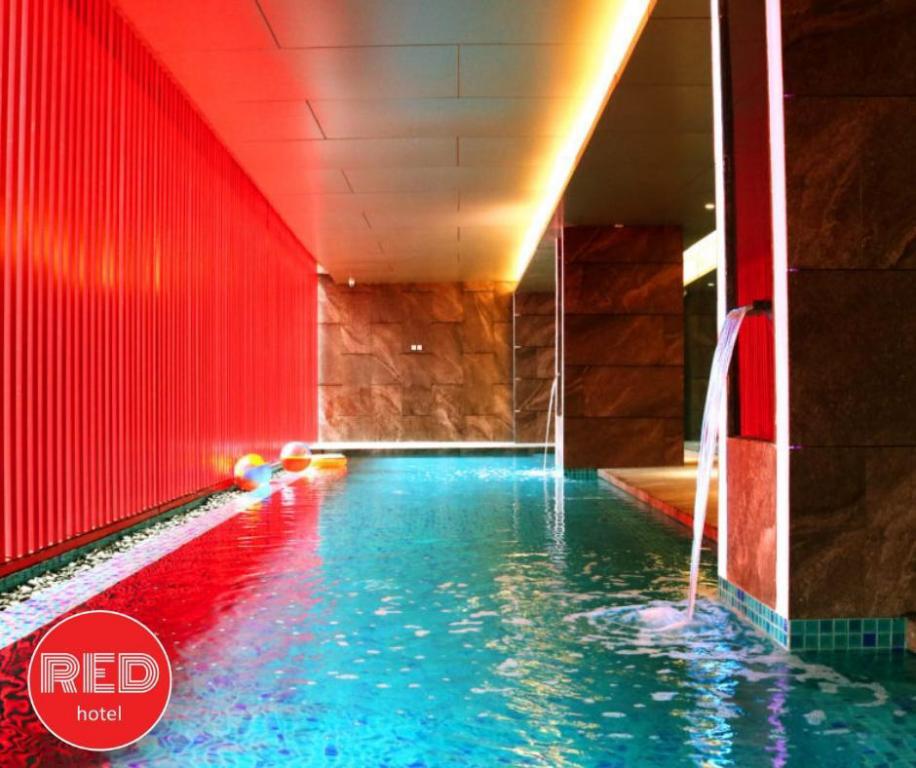 Red Hotel Cubao, Quezon City (Multiple-Use Hotel), 퀘존 시티, 마닐라, 필리핀 - 여기 ...