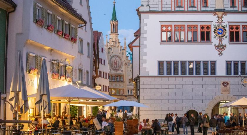 Hotel Restaurant Gruner Baum und Altes Tor, 바트 발트제, 바트 발트제, 독일 - 여기어때 특가