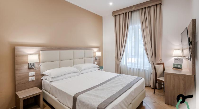 Hotiday Room Collection - Napoli Scarlatti, 보메로, 나폴리, 이탈리아 - 여기어때 특가