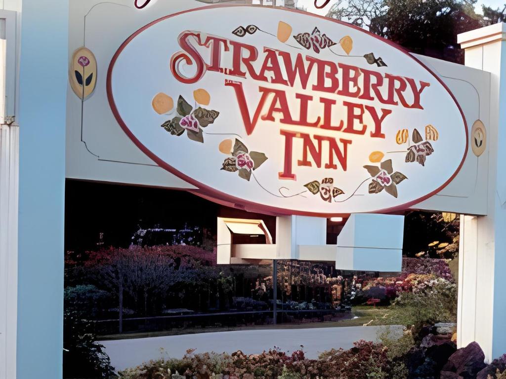 Strawberry Valley Inn, 마운트 샤스타, 마운트 샤스타 (CA), 미국 - 여기어때 특가