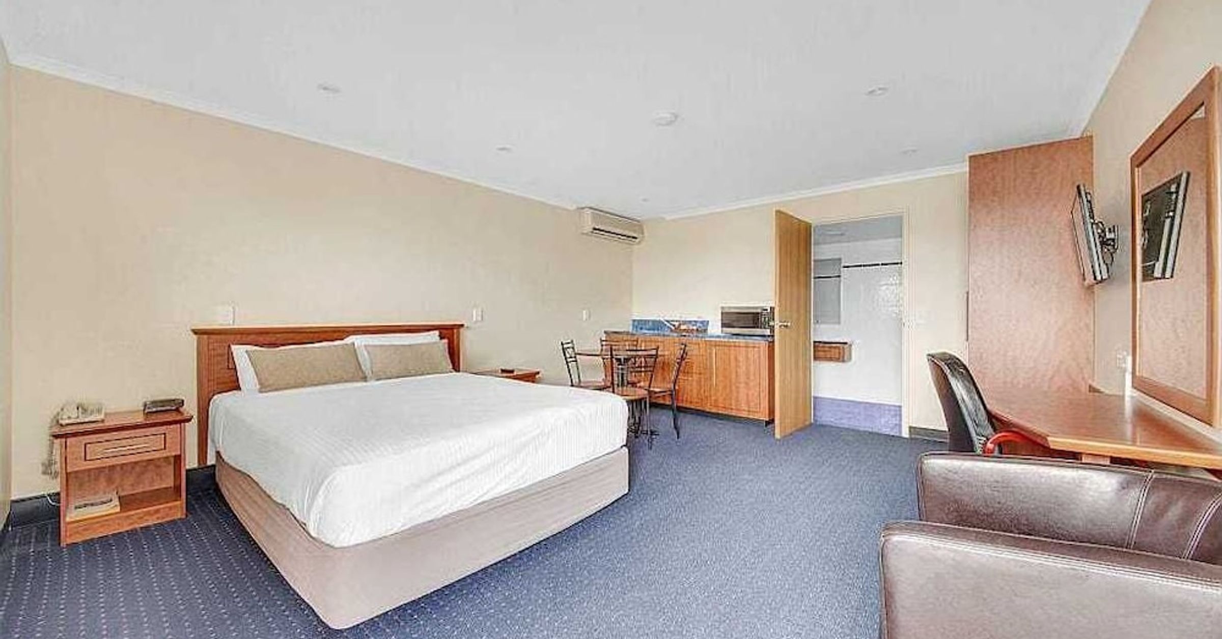 2025 글래드스톤 Canoe Point Park Lands 근처 호텔,숙소 베스트 10